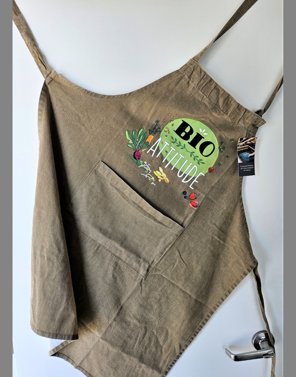 Apron bio attitude
